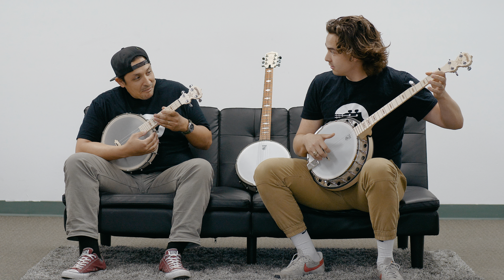 Banjo vs Banjolele - Terry Carter Music Store